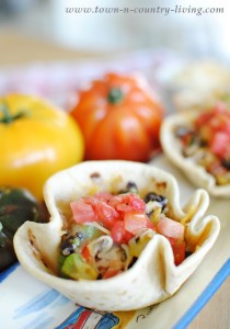 Mexican Burrito Cups | Town & Country Living | Bloglovin’
