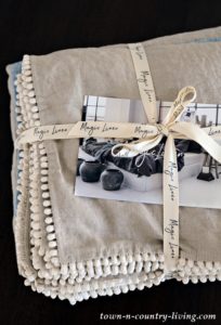 Create an Earthy Table Setting with Magic Linen - Town & Country Living