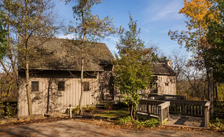 Historic Galena Homes: Holiday Trip - Town & Country Living