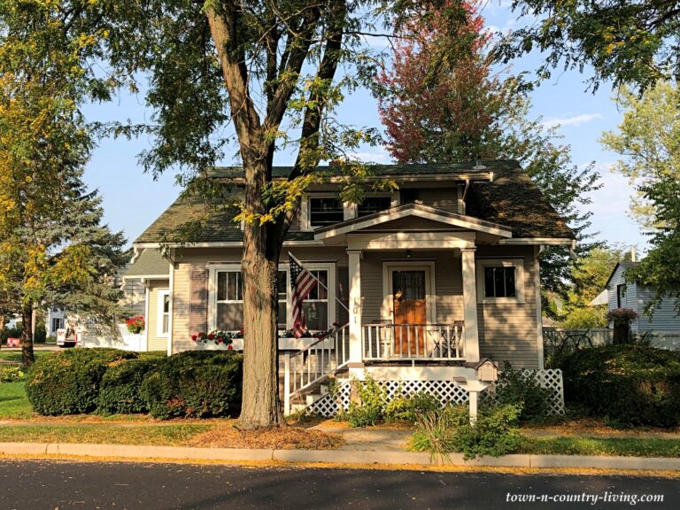 A Walking Tour of Cambridge, Wisconsin - Town & Country Living