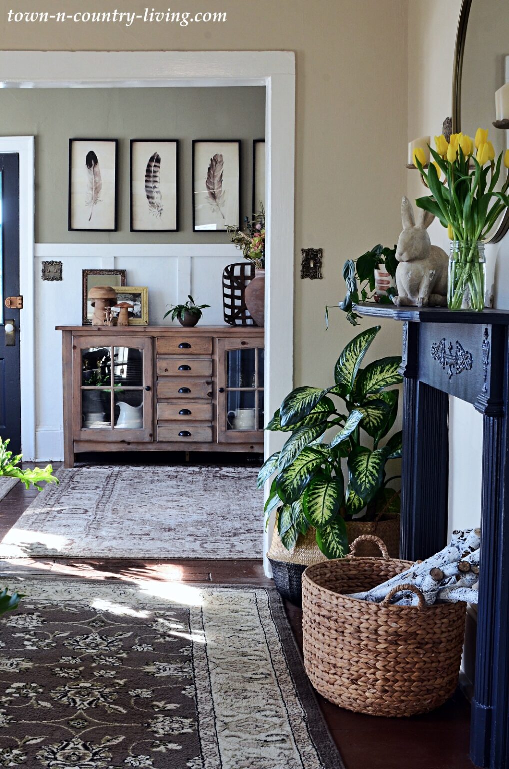 Spring Home Tour: Flirting with Yellow - Town & Country Living