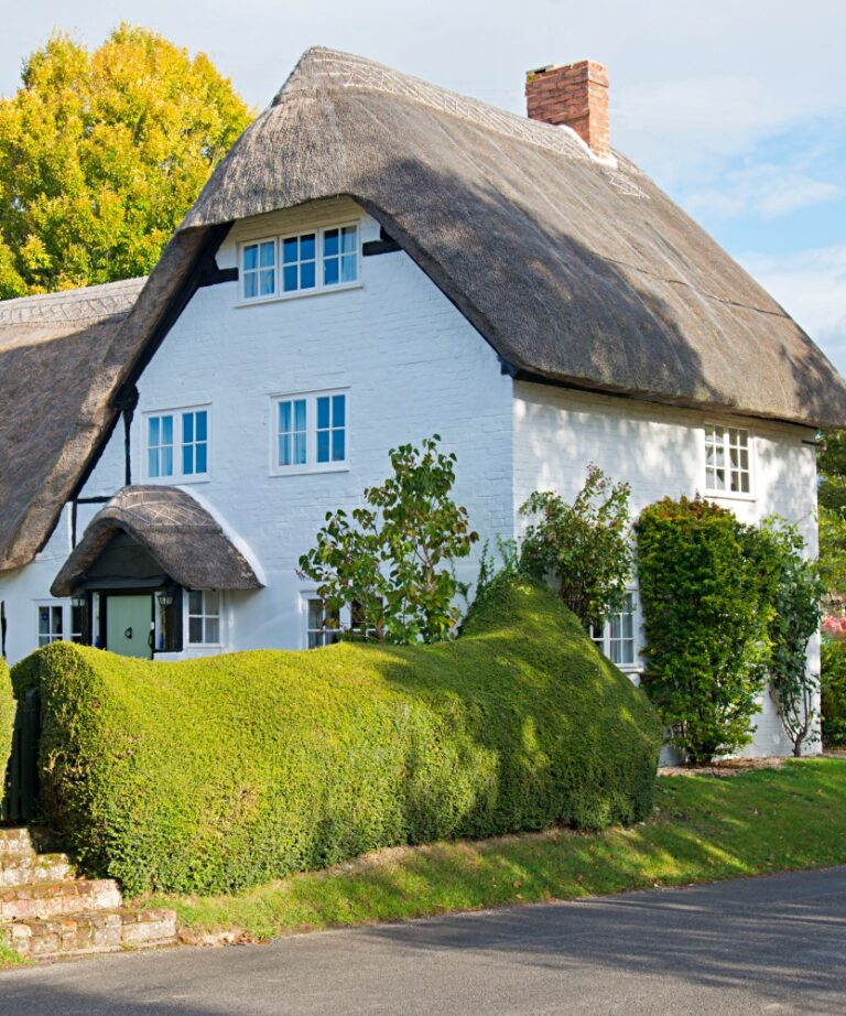 Romantic English Cottage Homes: Virtual Trip to the U.K.