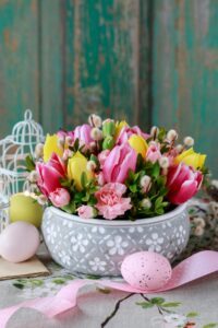 Spring Tulip Arrangement: Step-by-Step Instructions