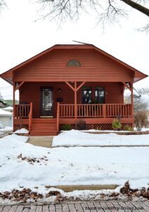 Eclectic Neighborhood: Charming Homes in the Chicago ‘Burbs