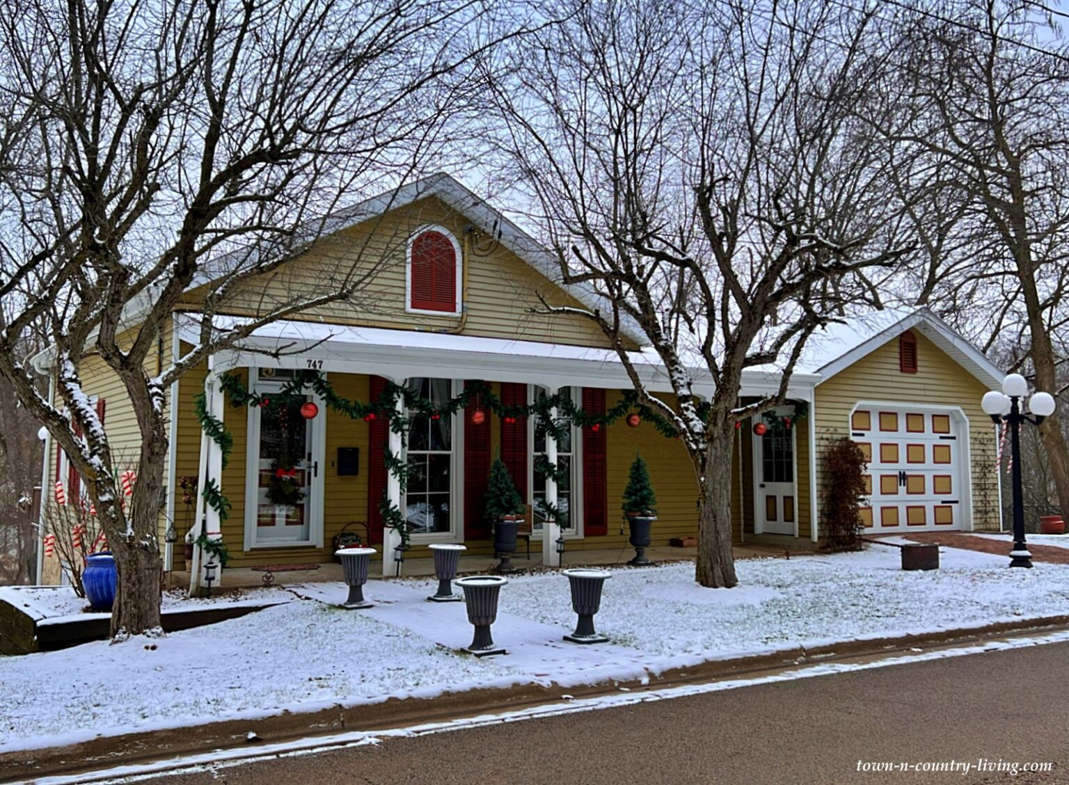 Christmas in Galena: A Treasure Trove of Historic Homes