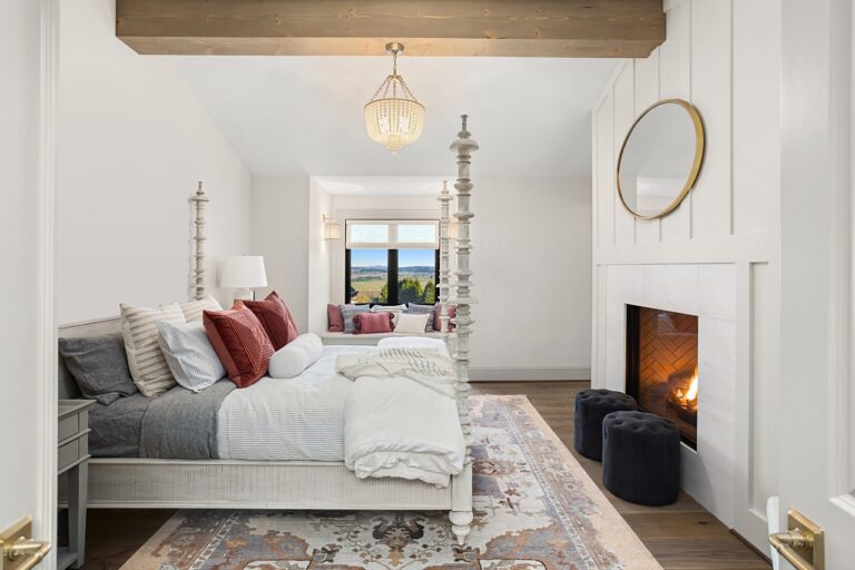 Step Inside a Luxury Modern Country Home with Stunning Views