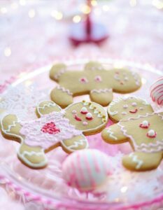 How to Embrace Festive Spirit with a Pink Christmas