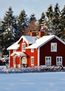 You’ll Love These 13 Cozy and Snowy Cottages