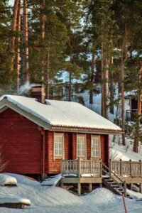 You’ll Love These 13 Cozy and Snowy Cottages