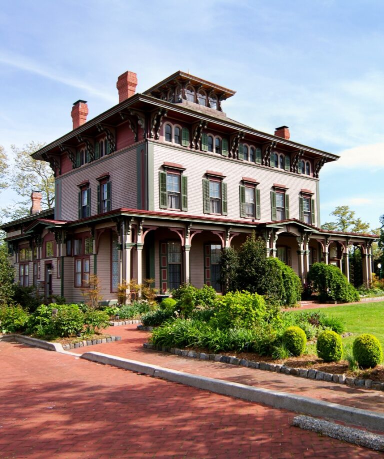 Old House Architecture That Tugs at Your Happy Heart Strings