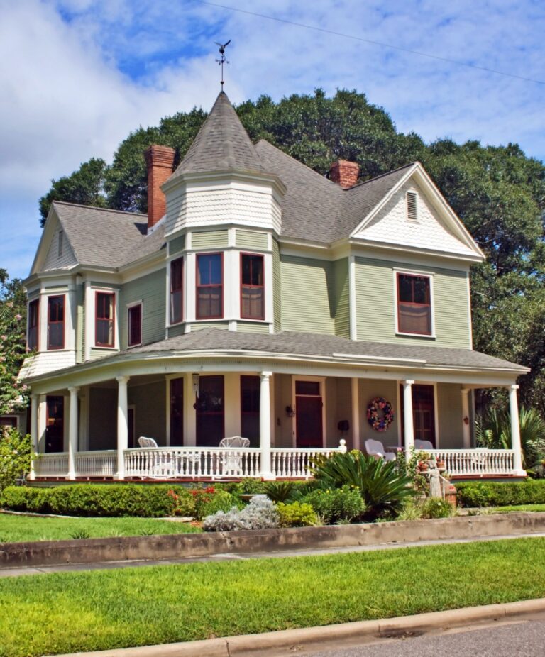 Victorian Home Exteriors: Jaw-Dropping Architecture You’ll Love