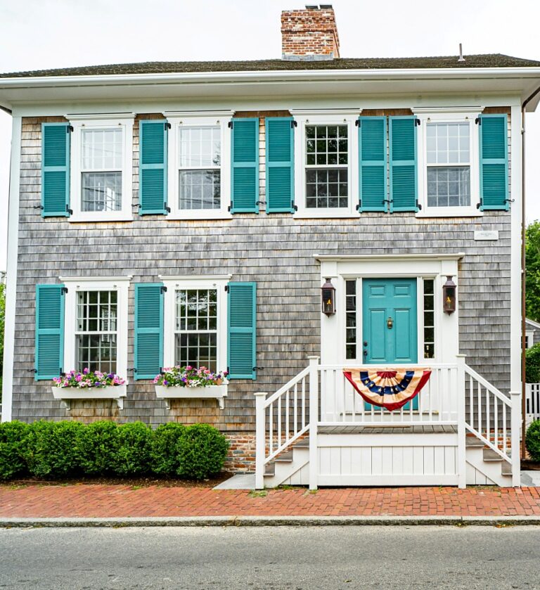 Look at the Happy Charm of Nantucket: A Historic Treasure