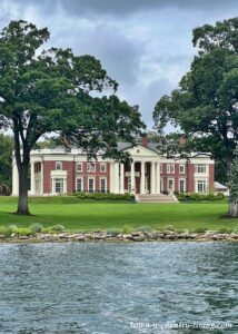 Discover the Best of Lake Geneva’s Amazing Waterfront Homes