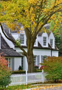 When You Can’t Wait For Fall: Awesome Houses in Autumn - Town & Country ...