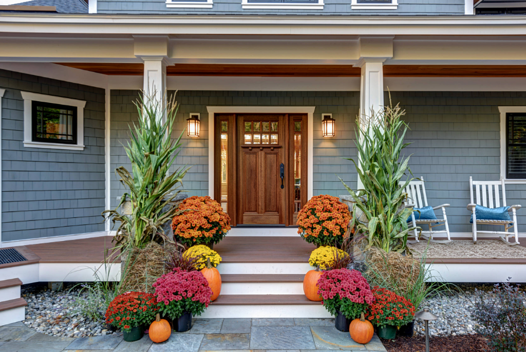 9 Ways to Create a Spectacular Fall Porch
