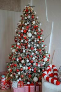 12 Stunning and Festive Christmas Tree Ideas for You