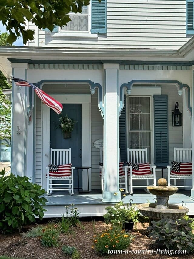 Why the Best Cape Cod Porches Are So Wondrous